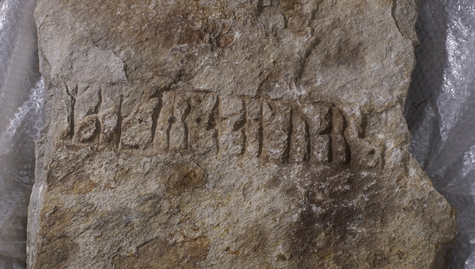 Moderne runer – Arkiv