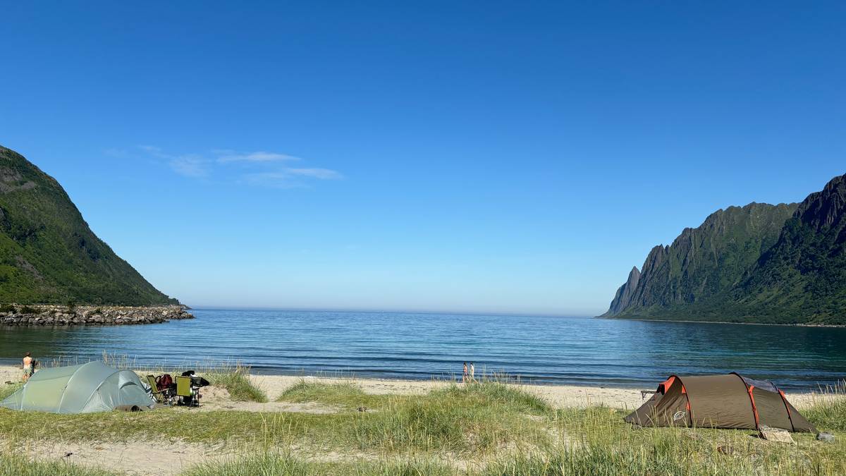 Ersfjordstranda stenges i perioder i sommer – NRK Troms og Finnmark