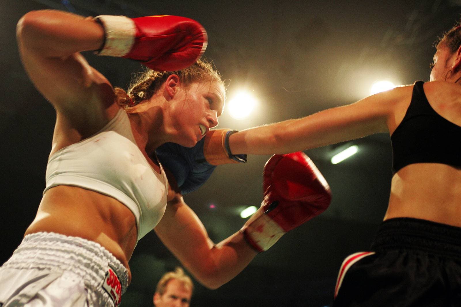 Kvinnelig bokser alvorlig skadd – NRK Sport – Sportsnyheter, resultater ...