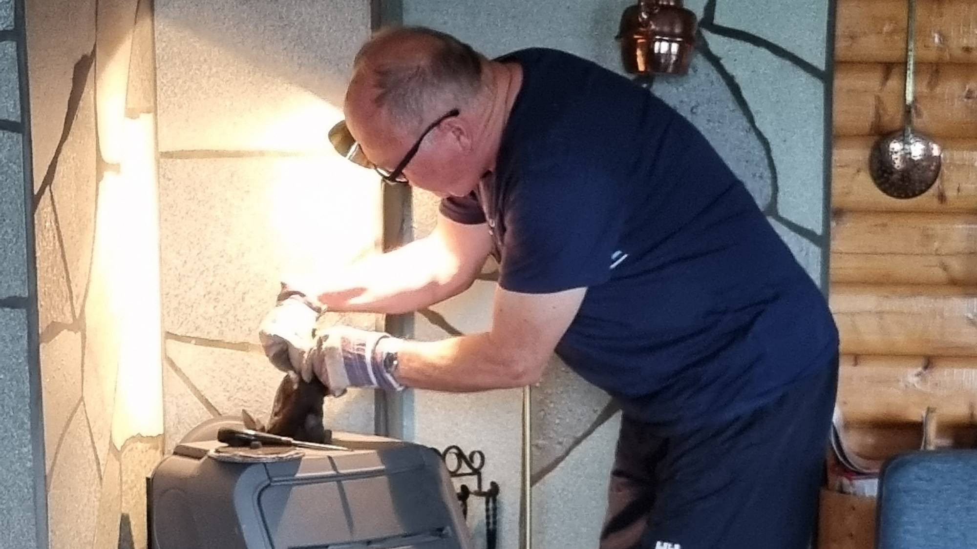 Rune Solberg fra Snåsa fant plutselig fire kvinender i pipa – NRK ...