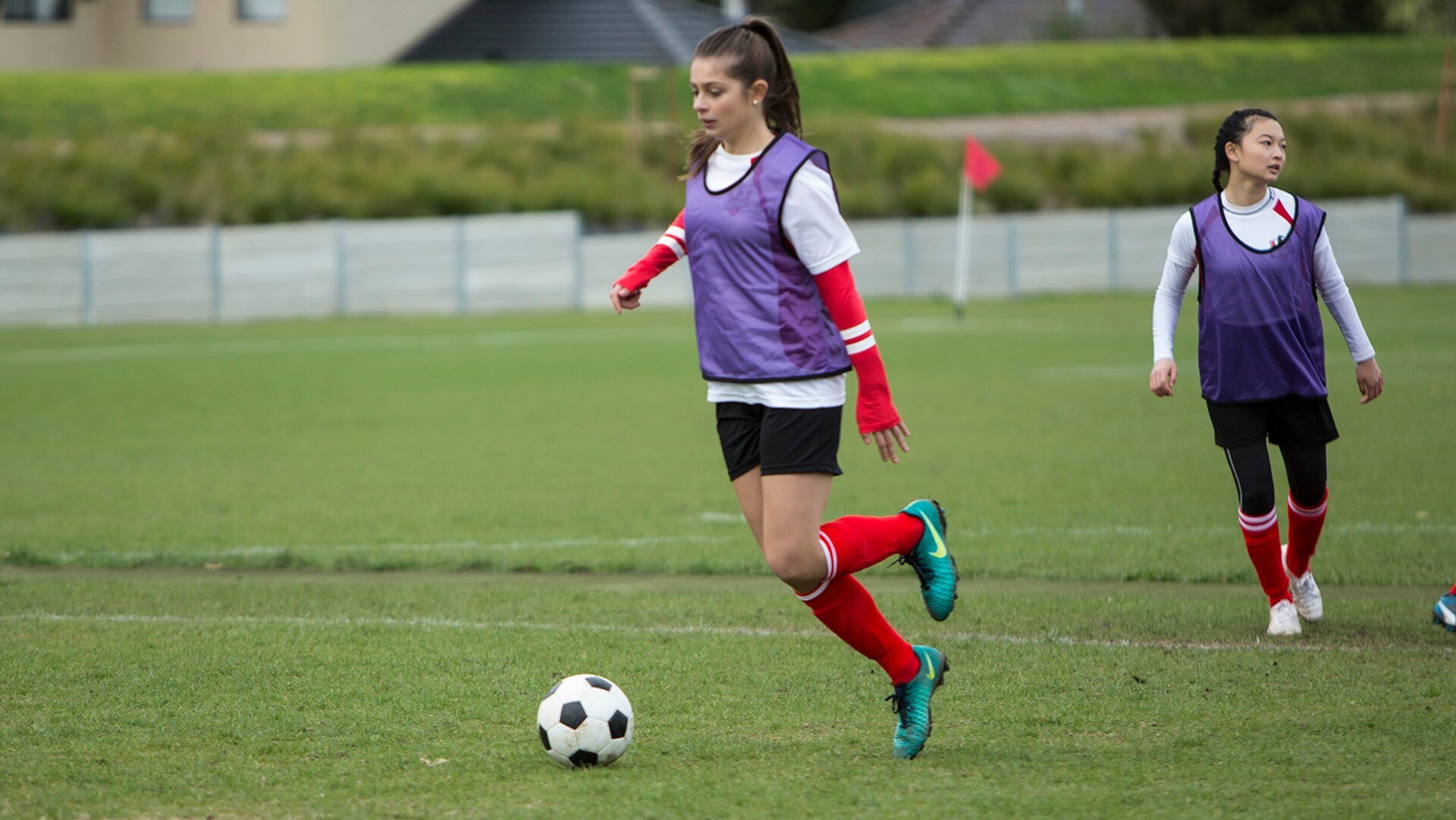 Mustangs FC - NRK TV