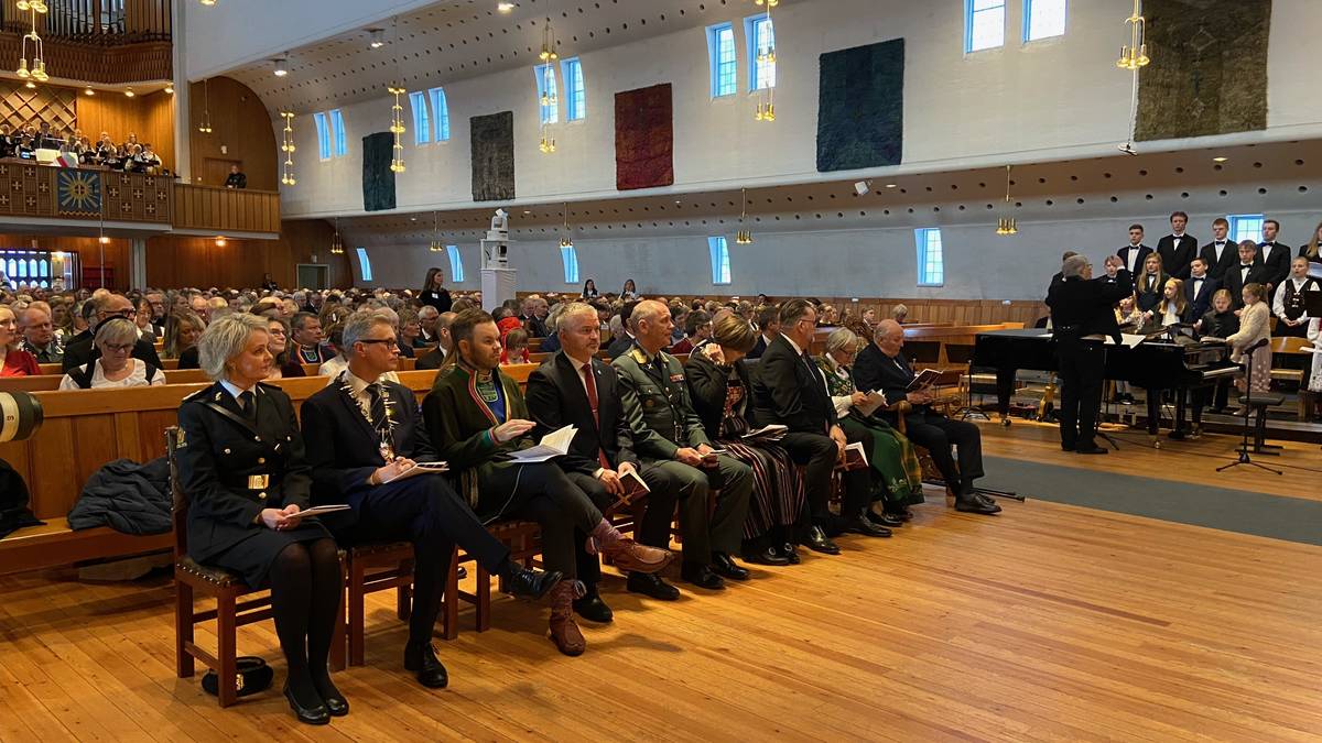 Svein Valle vigslet som biskop i Bodø – NRK Nordland Svein Valle vigslet som biskop i Bodø – NRK Nordland