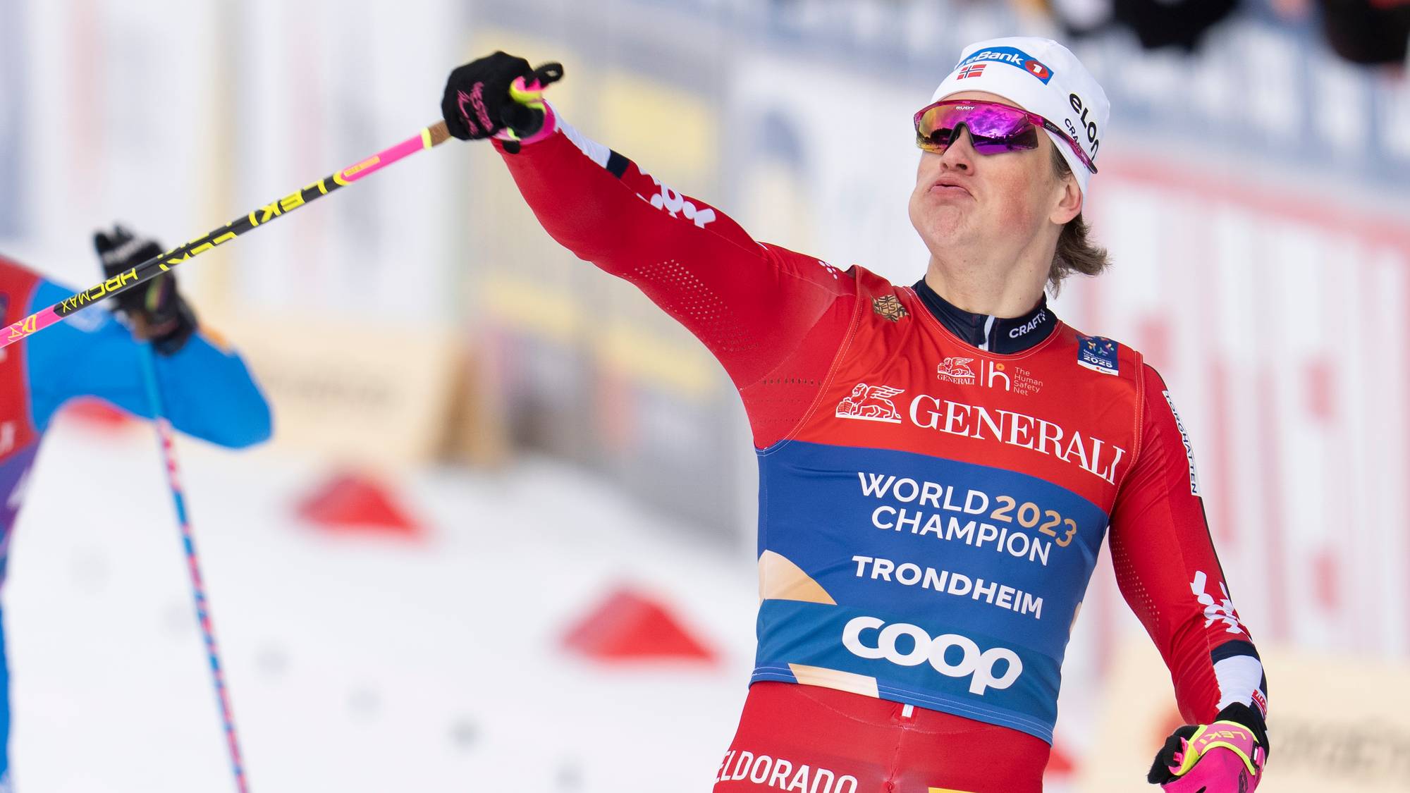 Johannes Høsflot Klæbo hyller familien etter VM-gullet: – Synd jeg ikke ...