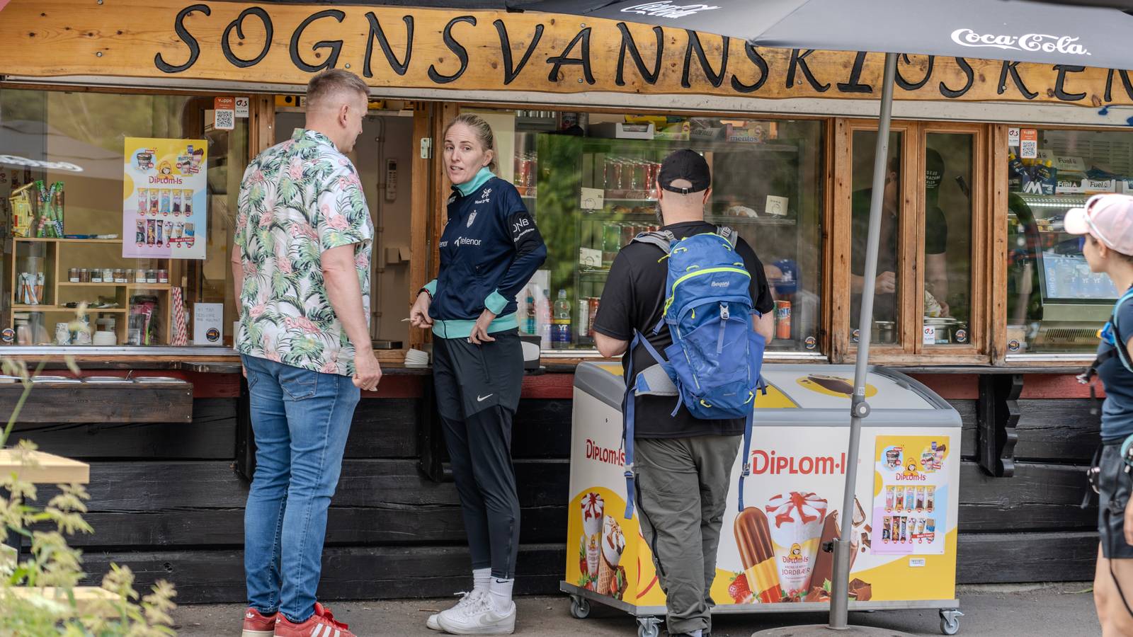 Noreg-sjefen Gemma Grainger fekk hakeslepp da ho søkte på Finn etter ...