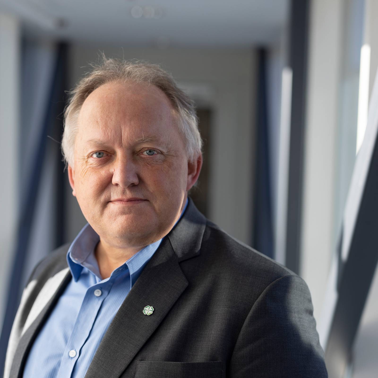 Fengselsbetjent og Ap-politiker refser Arbeiderpartiet – NRK Østfold – Lokale nyheter, TV og radio