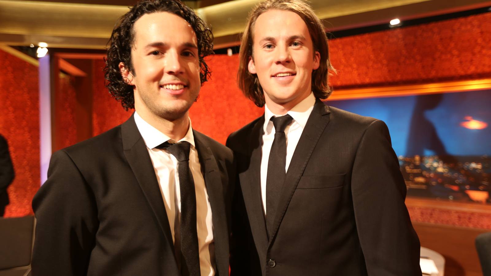 Ylvis-brødrene får pris i Cannes – NRK Vestland