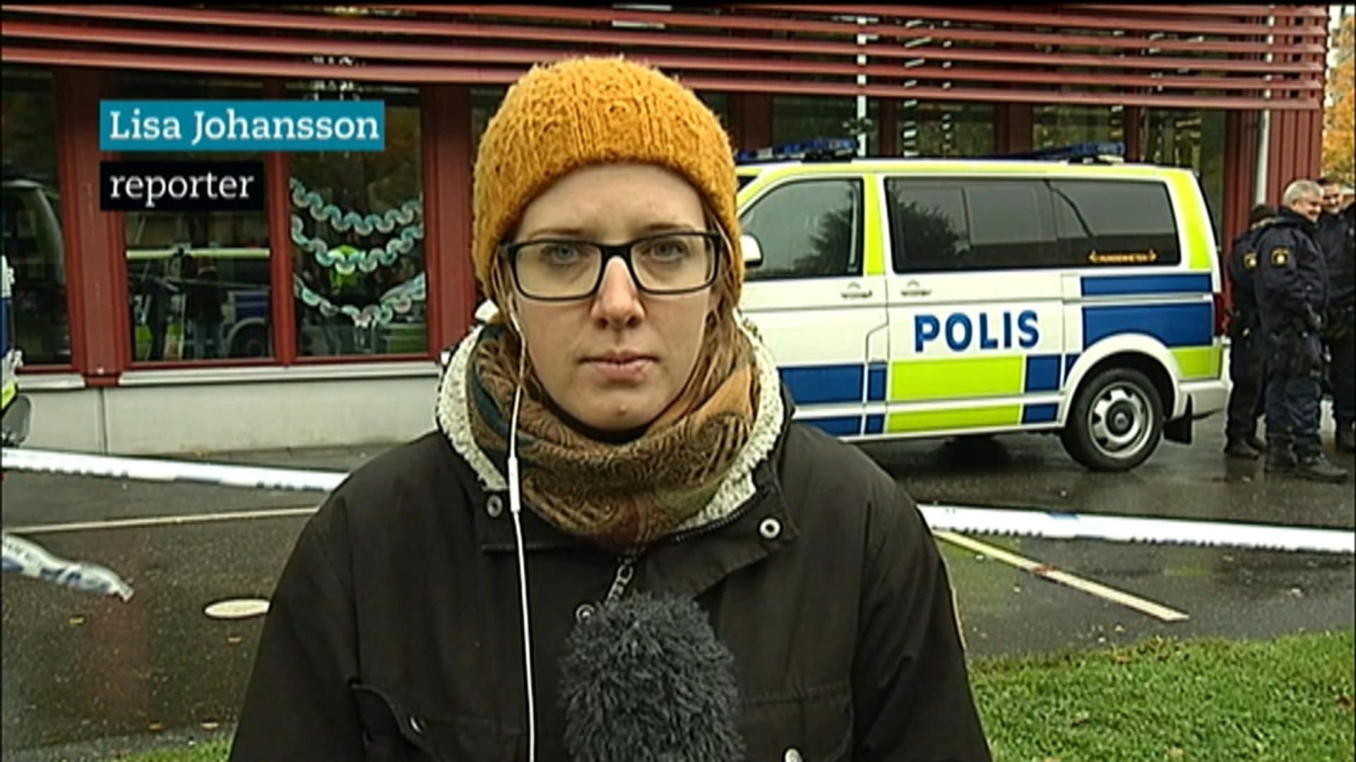 SVT-reporter Lisa Johanson på åstedet – NRK