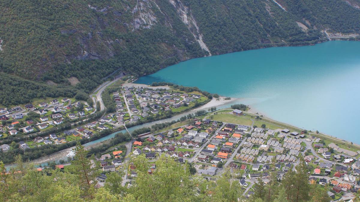 To barn budde der i tre veker – kommunen sit att med millionrekning ...