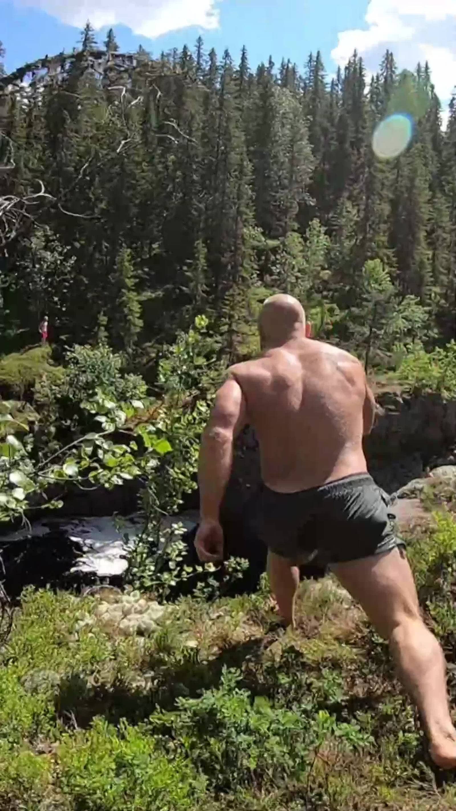 Verdensrekordholder, Ken Stornes (32) fra Elverum dødser i snøen – NRK ...