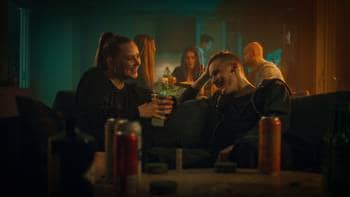 Vårens store kjærlighetsdrama fra NRK: Vi lover et helvete – Programomtaler