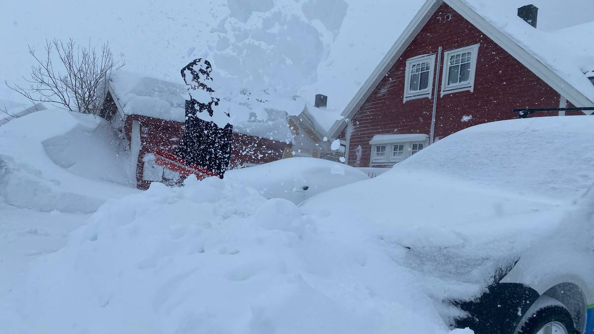 Snøskred Og Over 200 Strømløse Nord Norge Rammet Av Kraftig Snøvær