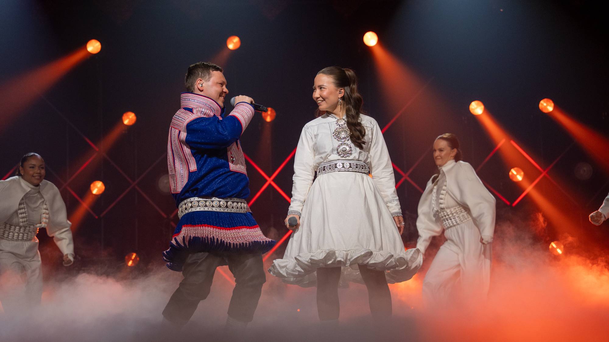 Máijá og Viljar er de nye BlimE-artistene for 2026 – NRK Sápmi ...