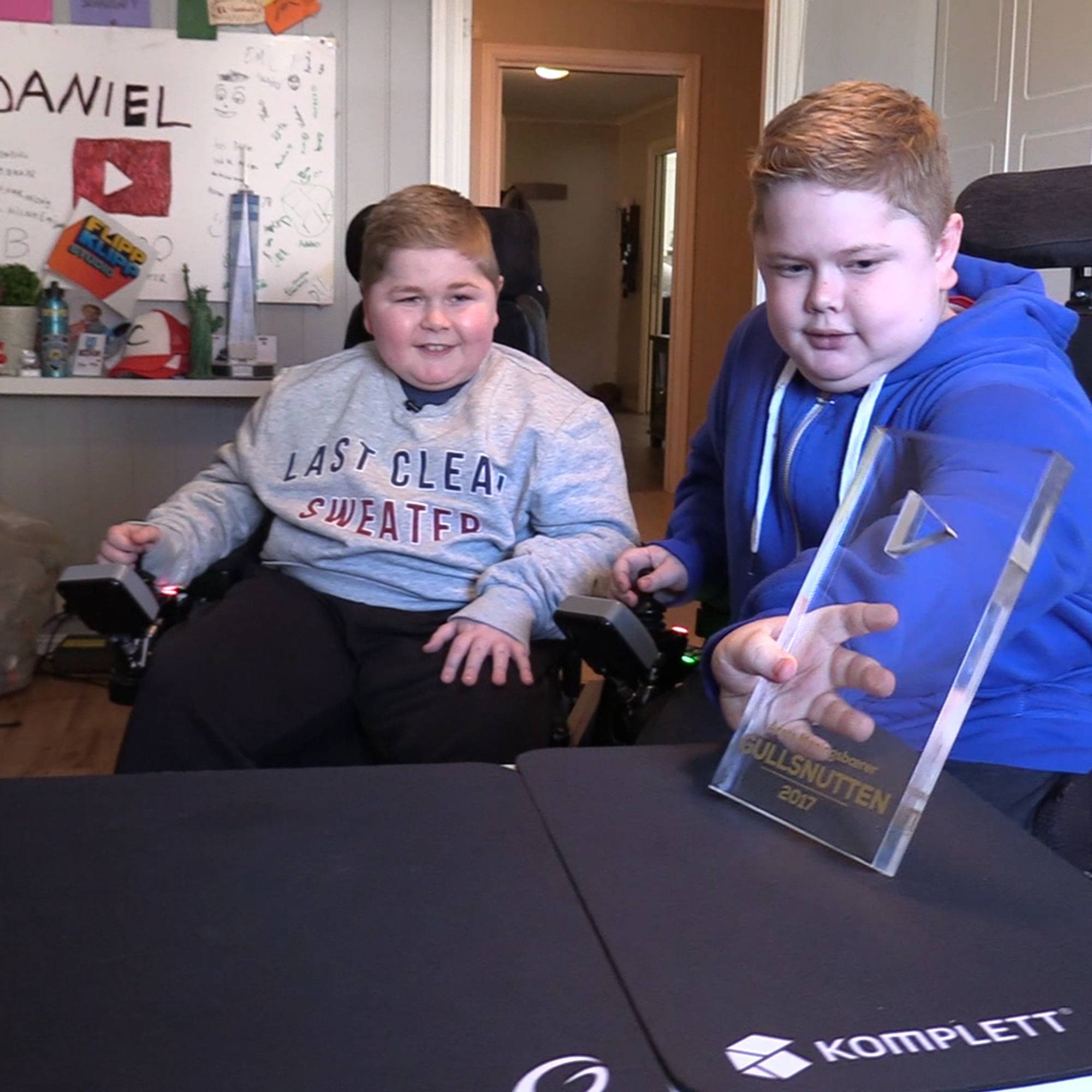 Daniel og Simen ble stjerner på YouTube – i kulissene har pappaen kjempet mange kamper ...