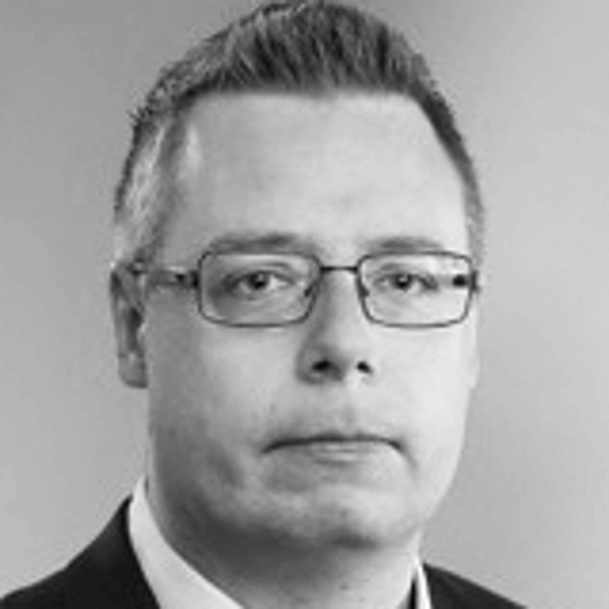 Selvutnevnt «sigøynerkonge» siktet for trusler med våpen – NRK Norge ...