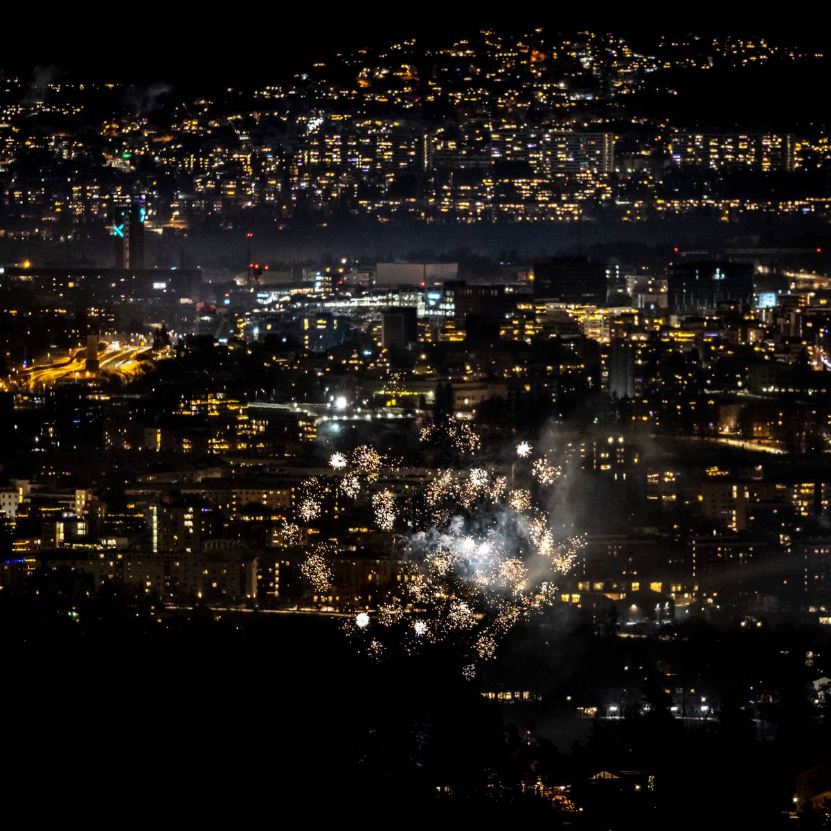 Øyelegen på Haukeland har kjempet for totalforbud mot privat fyrverkeri i 20 år. Nå er det slutt ...