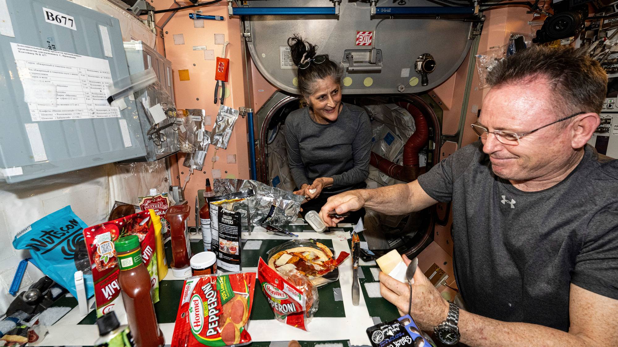 Suni Williams og Barry «Butch» Wilmore sitter fast i verdensrommet – nå ...