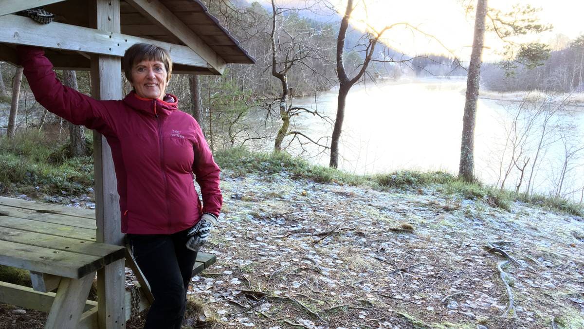 Trassar sjukdommen med toppturar – NRK Vestland