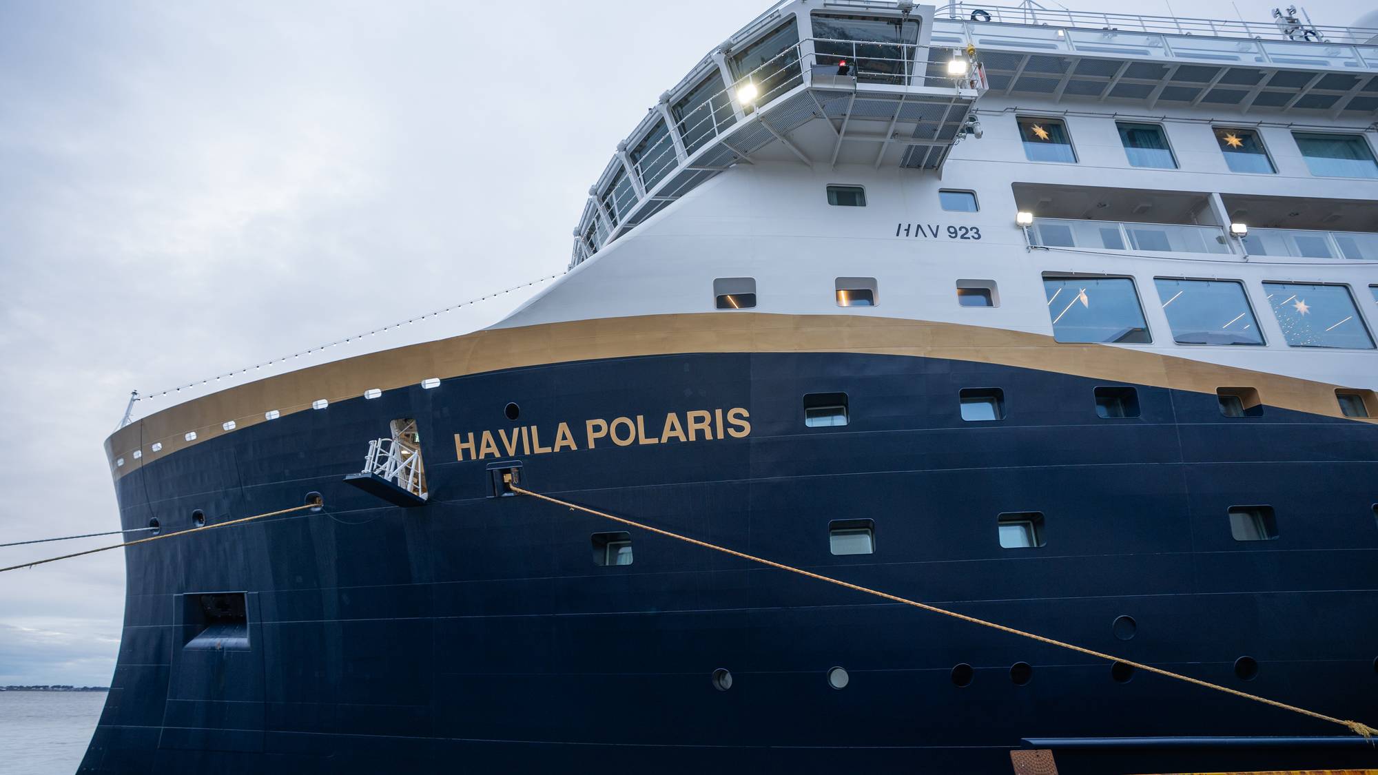 Havila Kystruten satsar på biogass på skip men meiner rammevilkåra er for dårlege – NRK Møre og ...