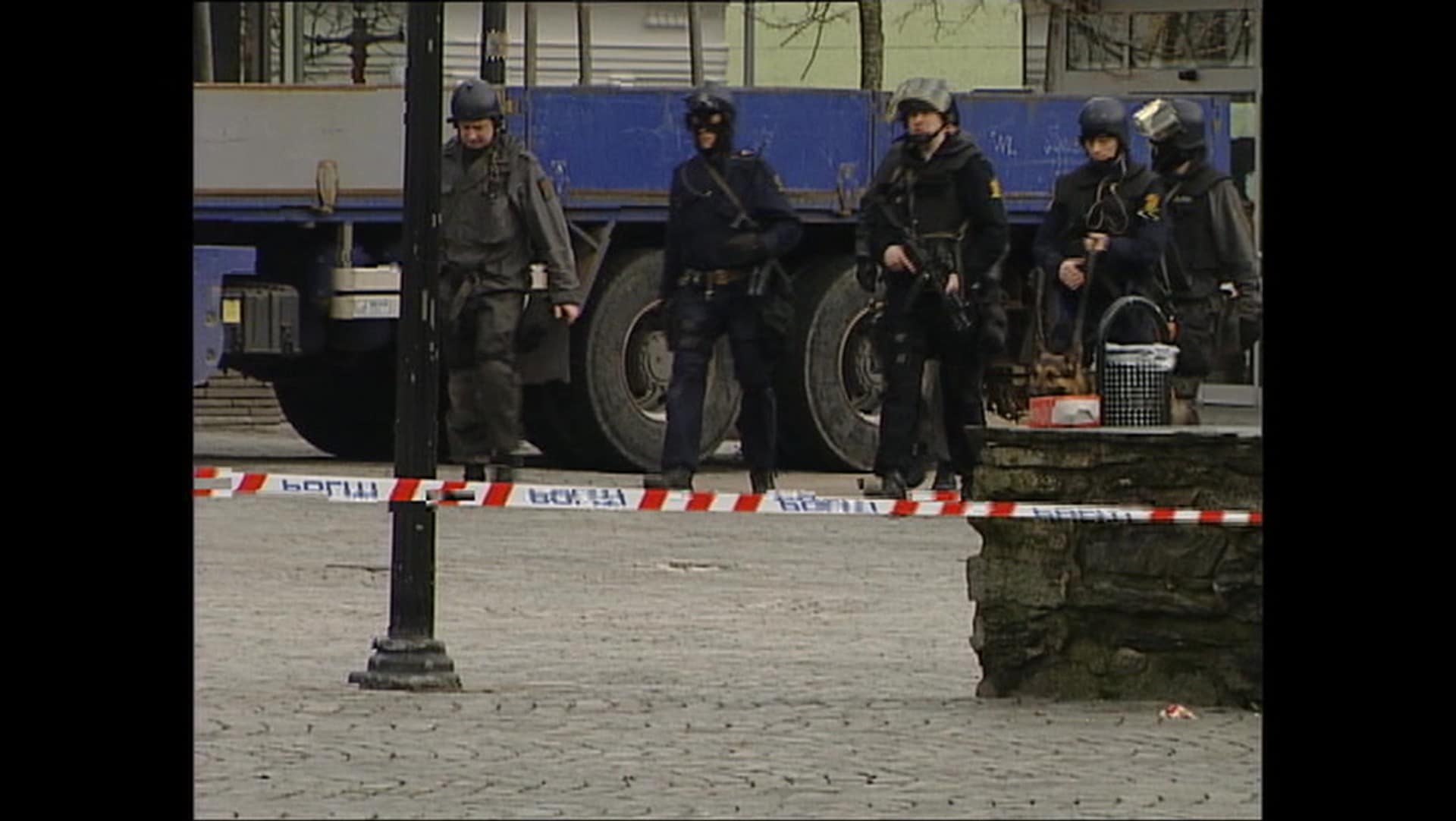 Se hele TV-sendingen fra dagen Nokas-ranet skjedde – NRK