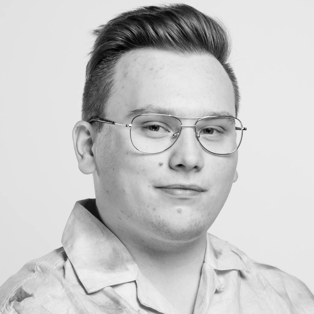 Kontreadmiral Oliver Berdal i sjøforsvaret hedret av det franske ...
