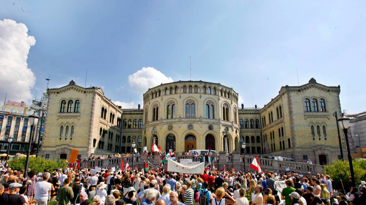 Demokrati – 17. mai