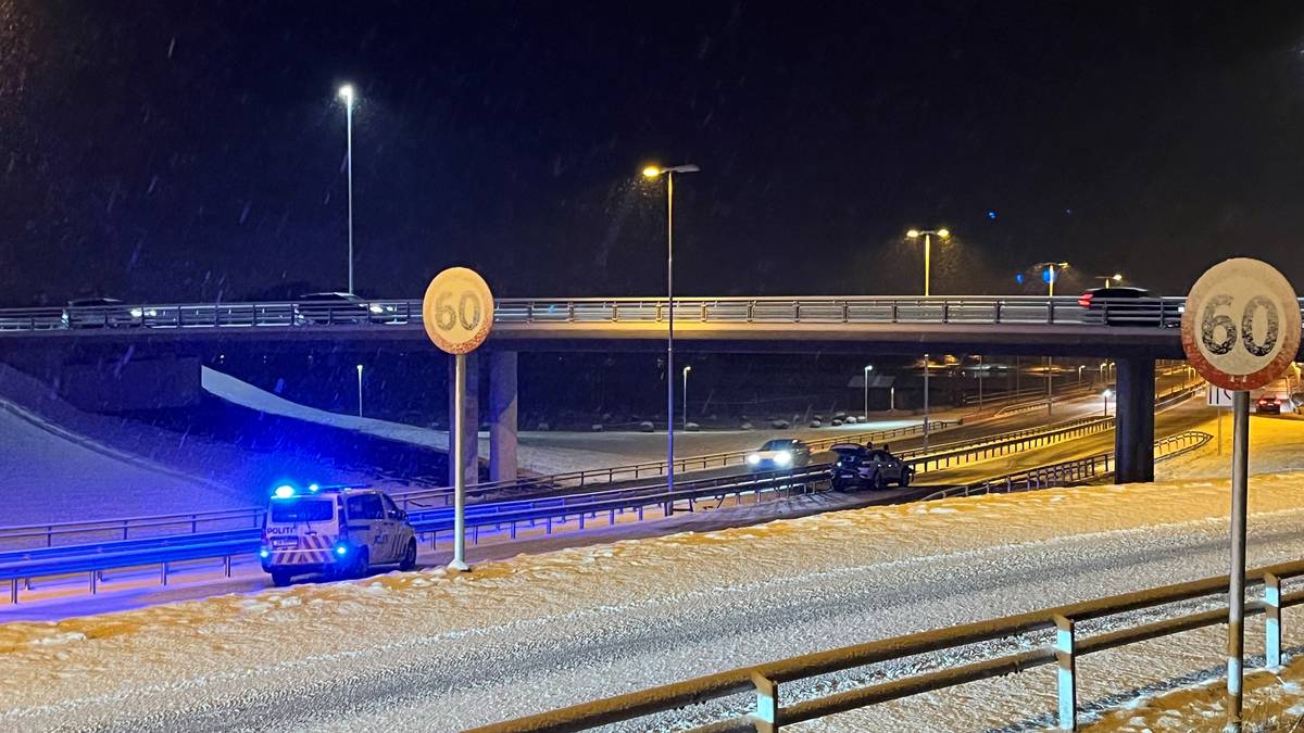 Bil kjørte inn i autovern – NRK Rogaland – Lokale nyheter, TV og radio Bil kjørte inn i autovern – NRK Rogaland – Lokale nyheter, TV og radio