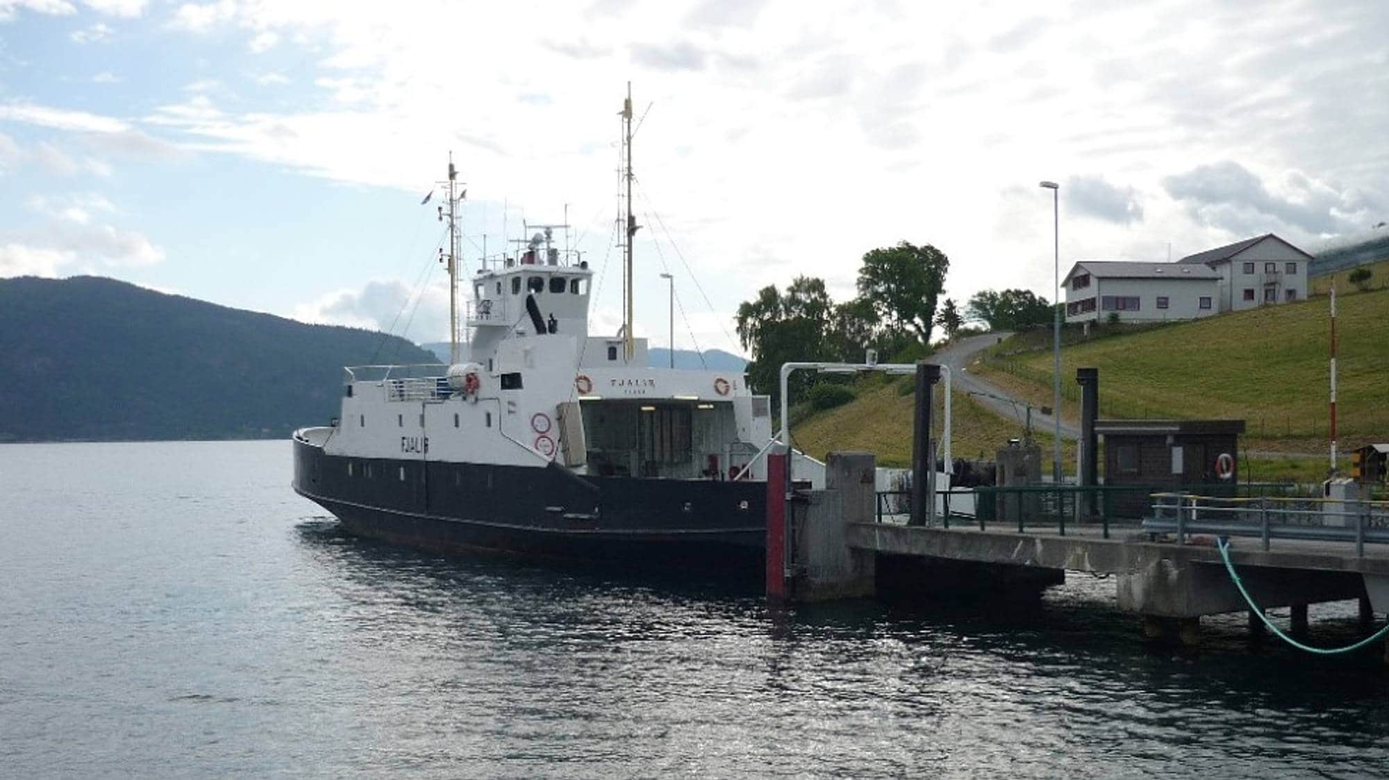 Ferjer og båtar i Sogn og Fjordane del 2 – NRK Vestland