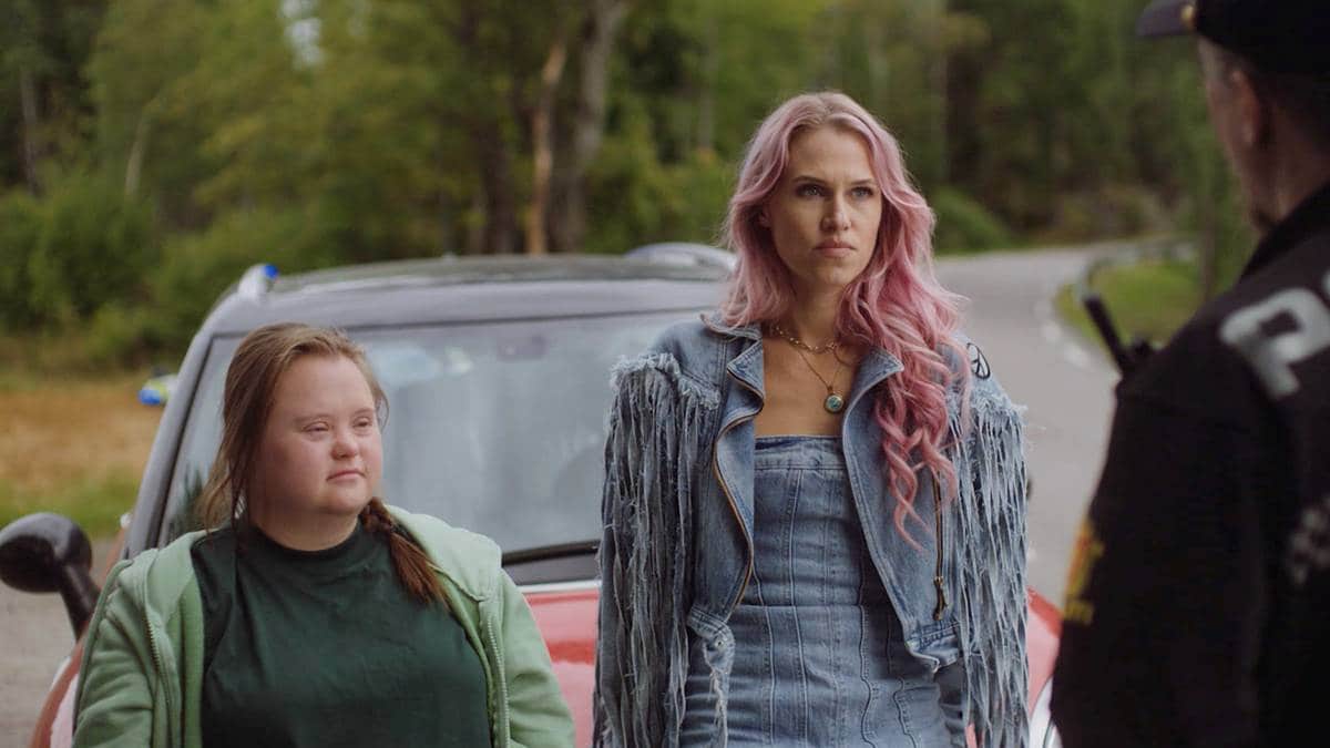 Katelyn overraska – no blir ho historisk på TV i Noreg i serien «Cammo» – NRK Kultur og ...