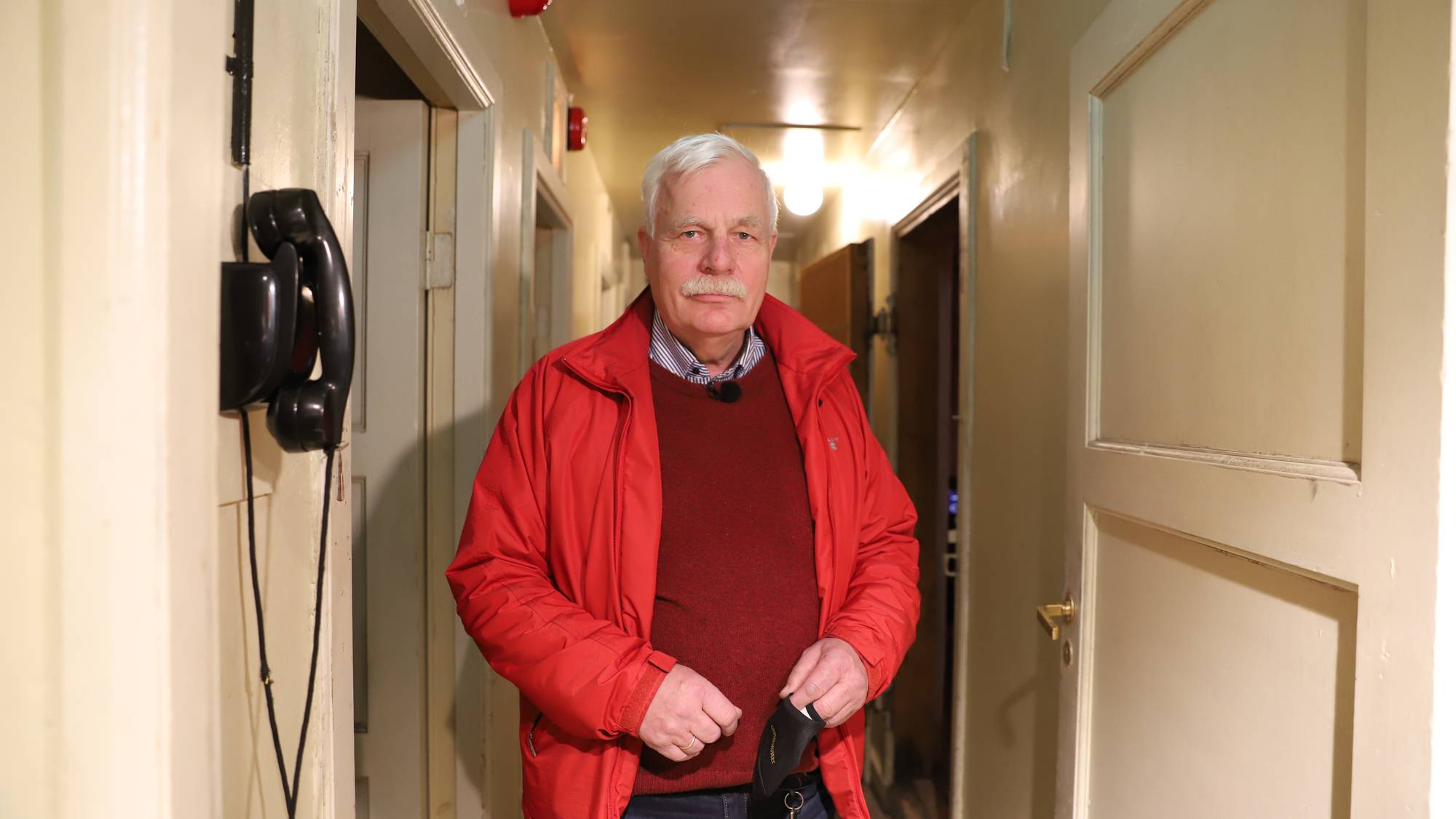 Politihunden Cooper (8) fann blodspor i Gestapohuset i Bergen – NRK ...