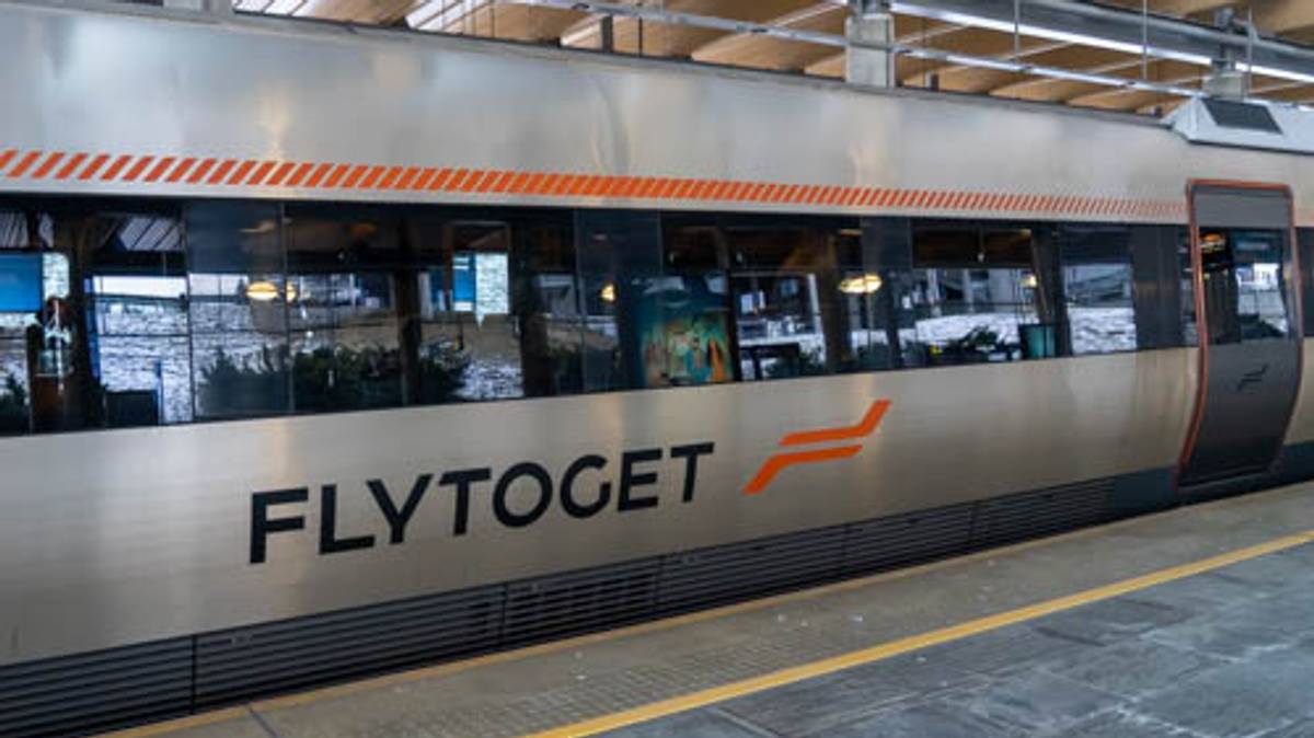 Flytoget Vurderer å Utvide Til Vestfold Nrk Vestfold Og Telemark