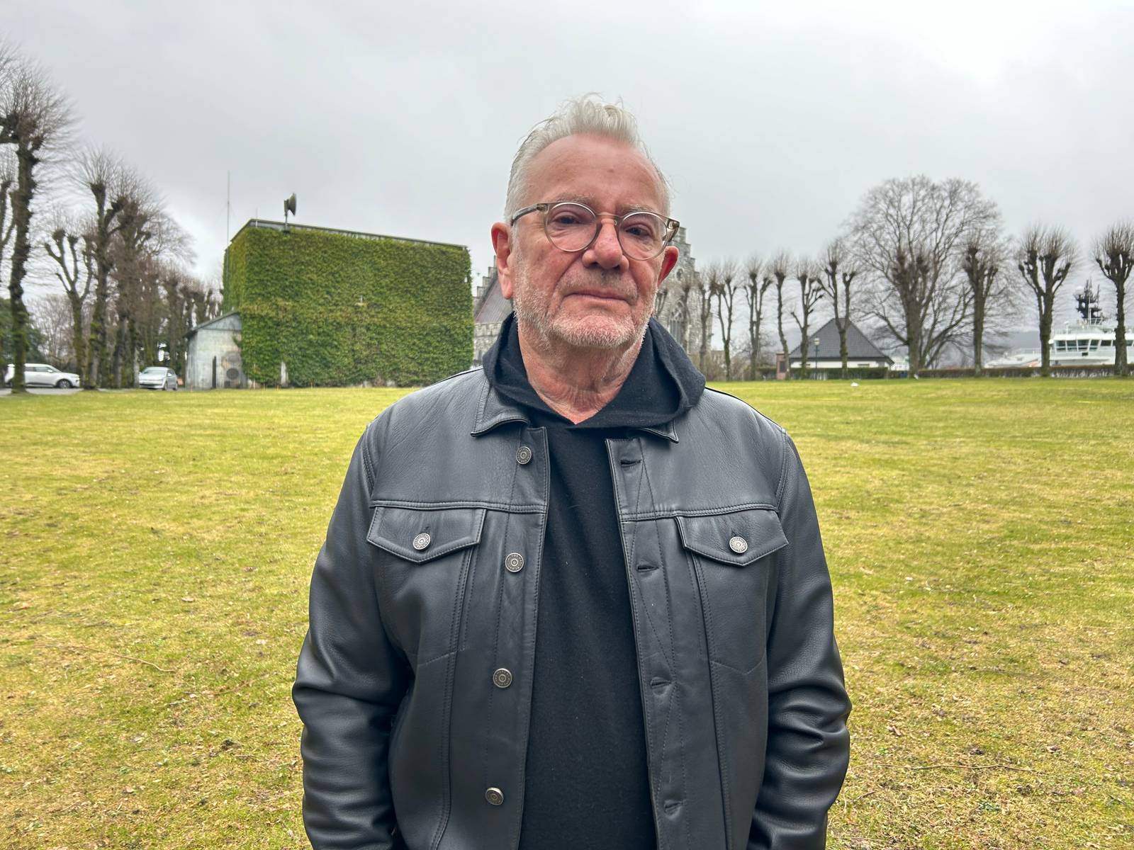 Åge Aleksandersen og Sambandet med nyheit frå Voldsløkka i Oslo – NRK ...
