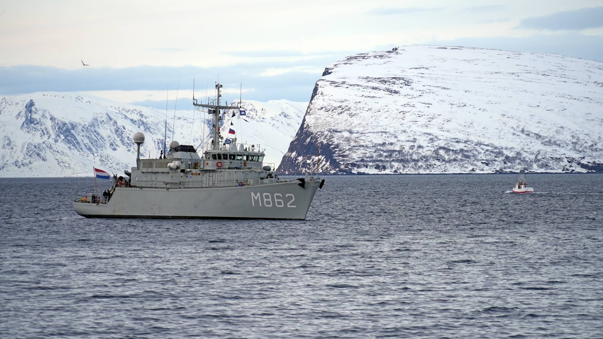 NATO-skip i Hammerfest – NRK Troms og Finnmark