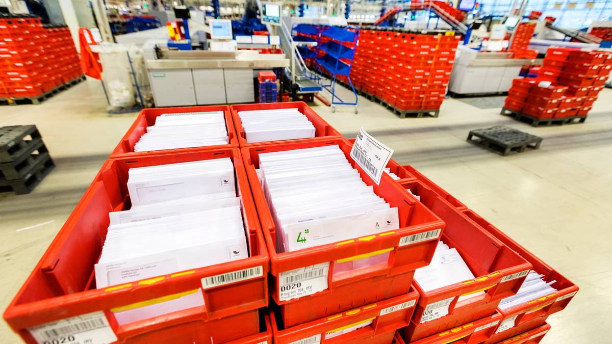 Posten vil ikkje slutte å levere brev – Siste nytt – NRK