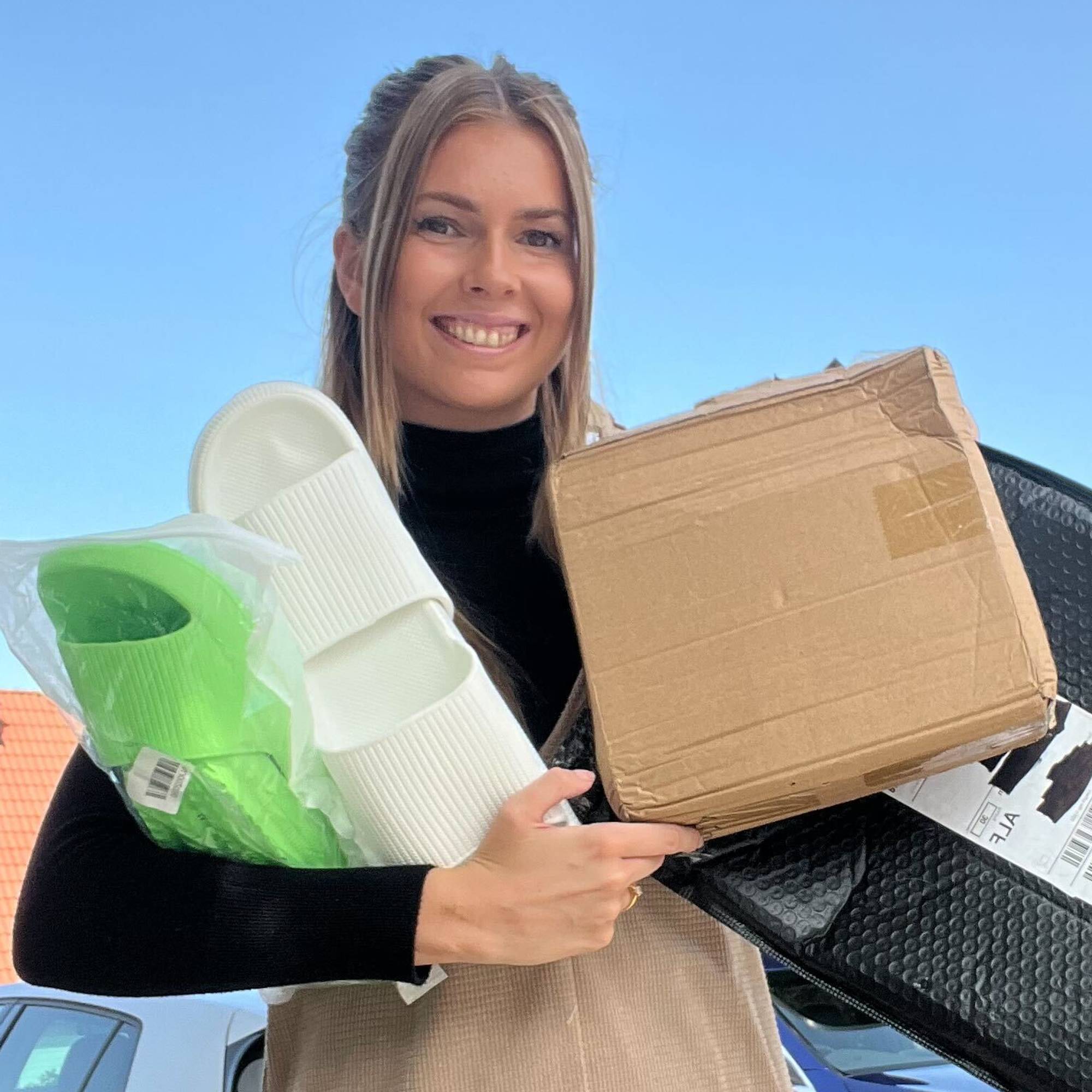 Selger pakkene som aldri ble henta på posten – NRK Vestfold og Telemark ...