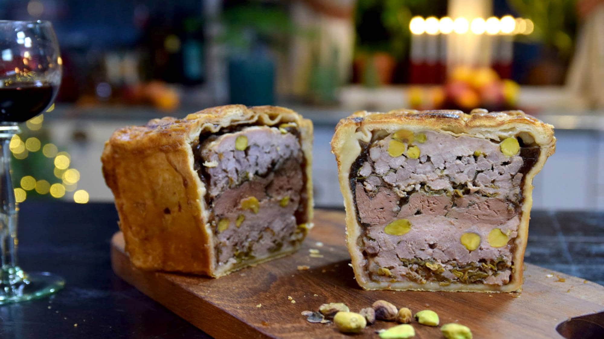 Fransk julepaté – pâté en croûte – NRK Mat – Oppskrifter og inspirasjon