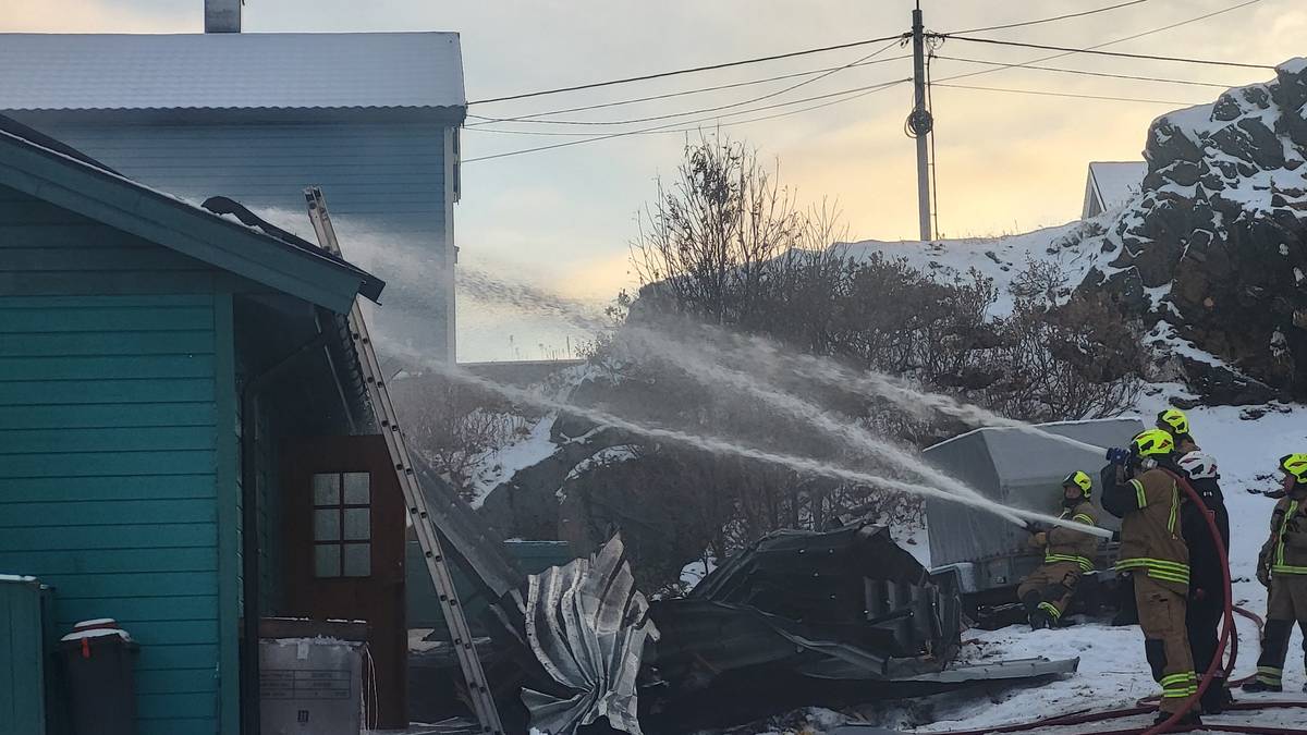 Brann i enebolig i Båtsfjord – NRK Troms og Finnmark
