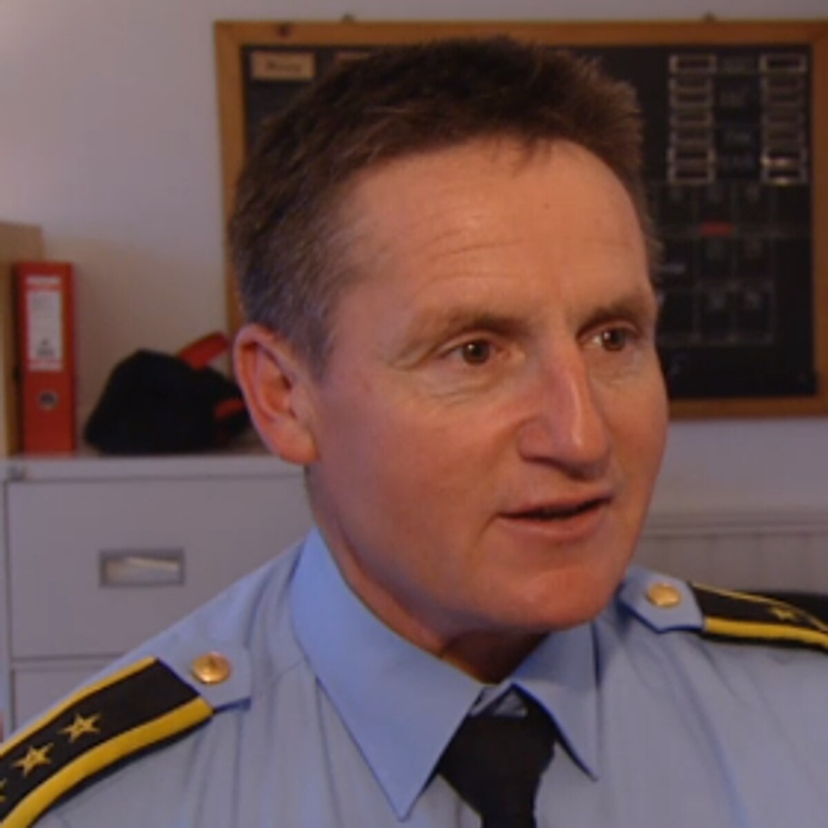 Gravde seg ut fra Hamar fengsel med smørkniv – Nå er han pågrepet – NRK ...