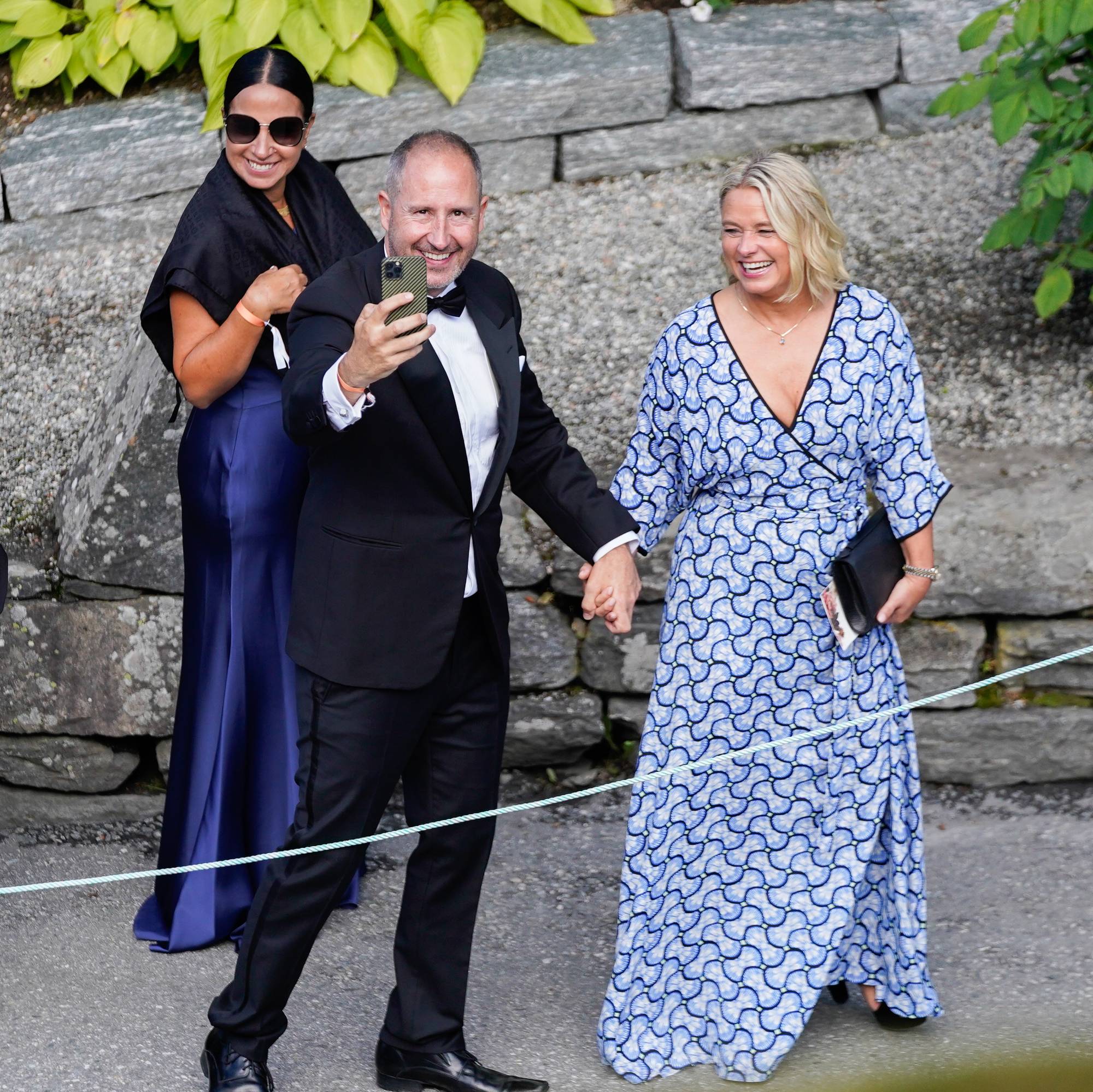 Prinsesse Märtha Louise ble fulgt til alters av datteren – NRK Norge ...