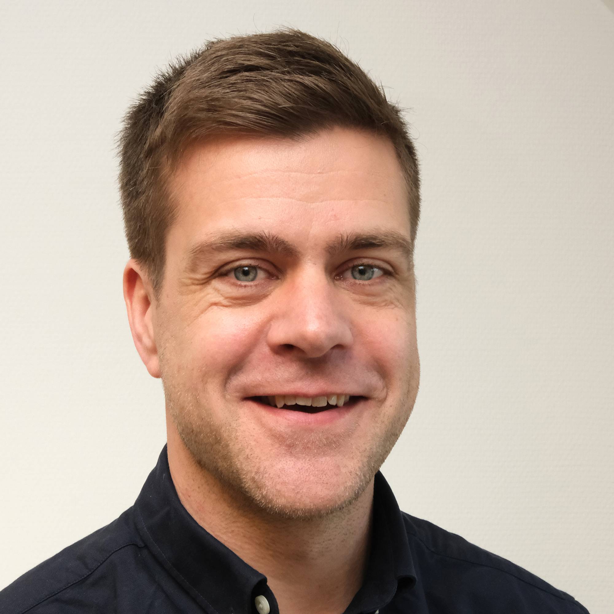 Michael Stilson og Sven Bisgaard Sundet fra «Avlogga» på NRK får prisen ...