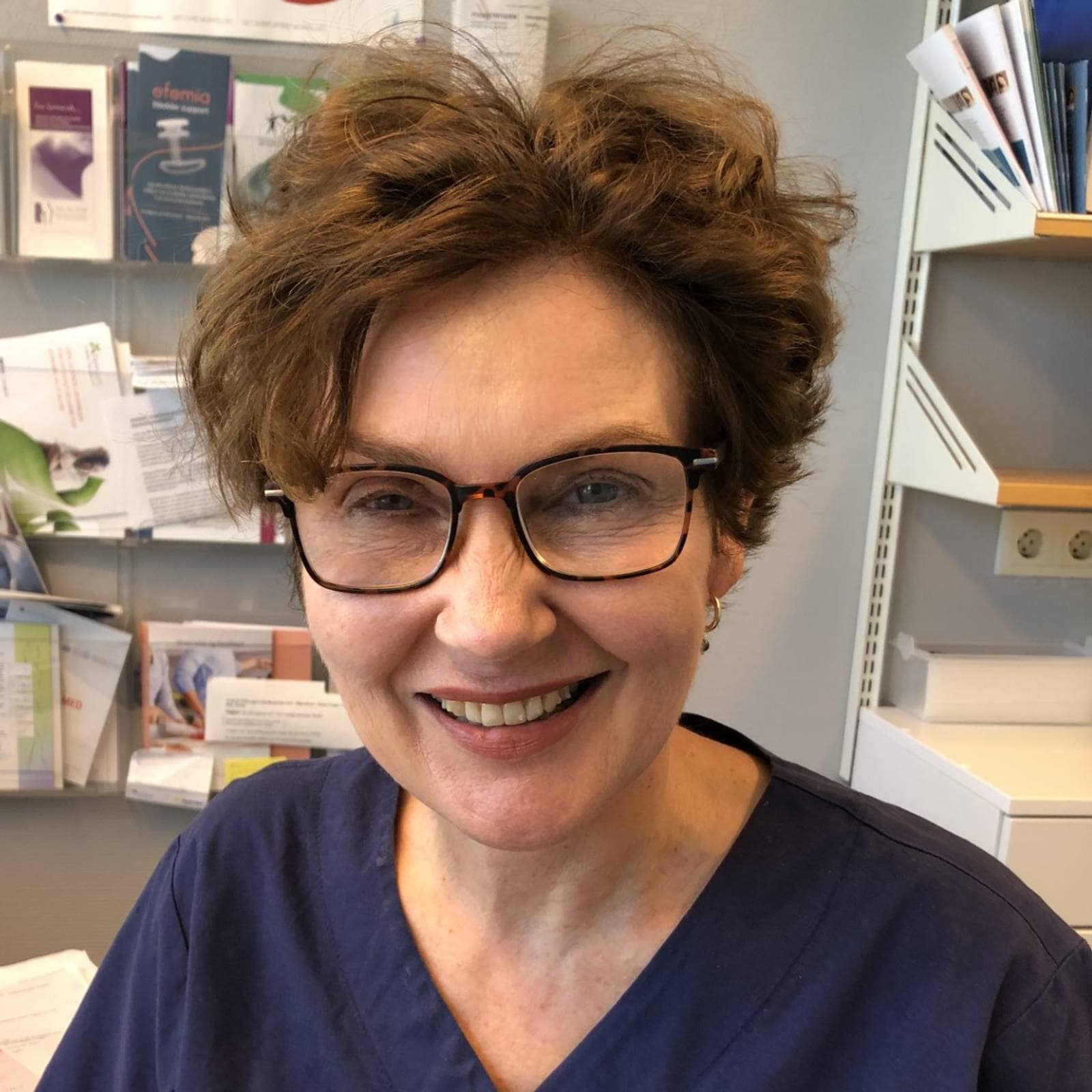 Anne-Beate må ha østrogenplaster – stadig tomt på apoteka – NRK Norge ...