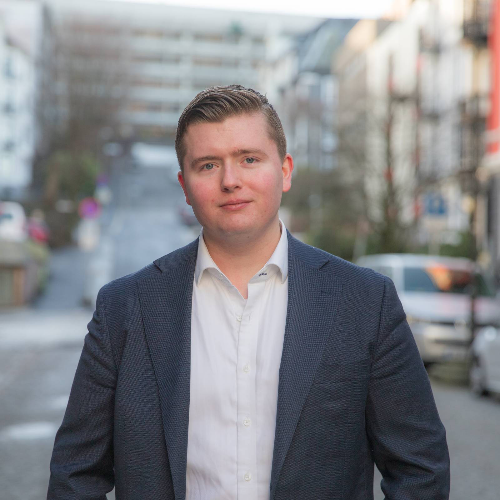 Sjekke opp noen? Mange jenter blir overrasket når Kim Hamre sjekker dem ...
