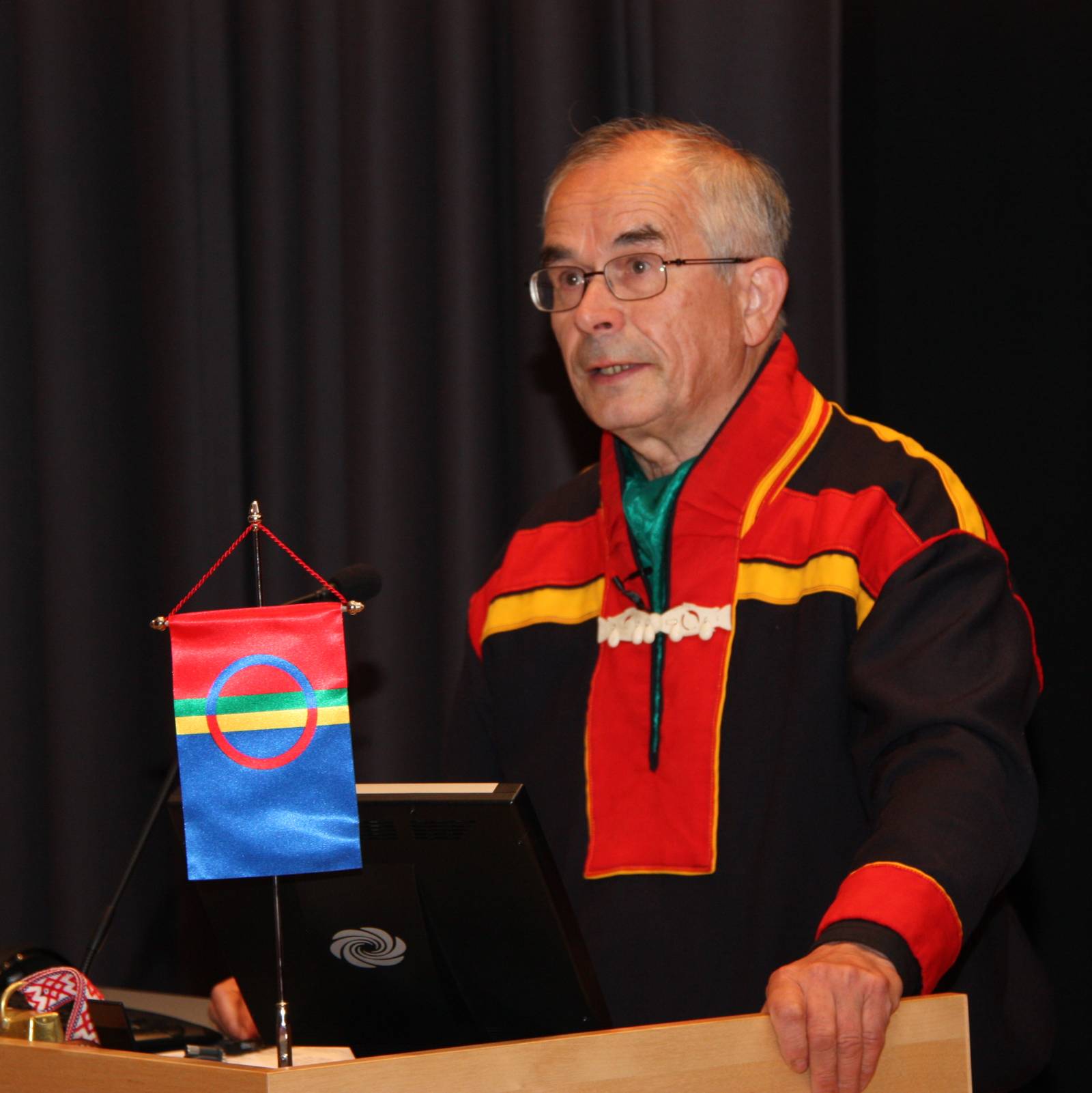 Carsten Smith 80 år – NRK Sápmi - samiske nyheter, kultur og underholdning