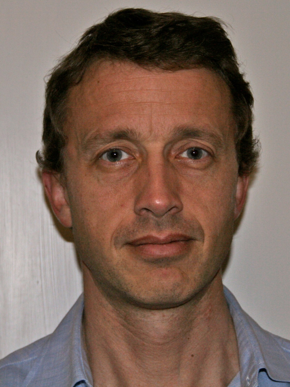 Heiberg reklamerer for eget selskap – NRK Norge – Oversikt over nyheter ...