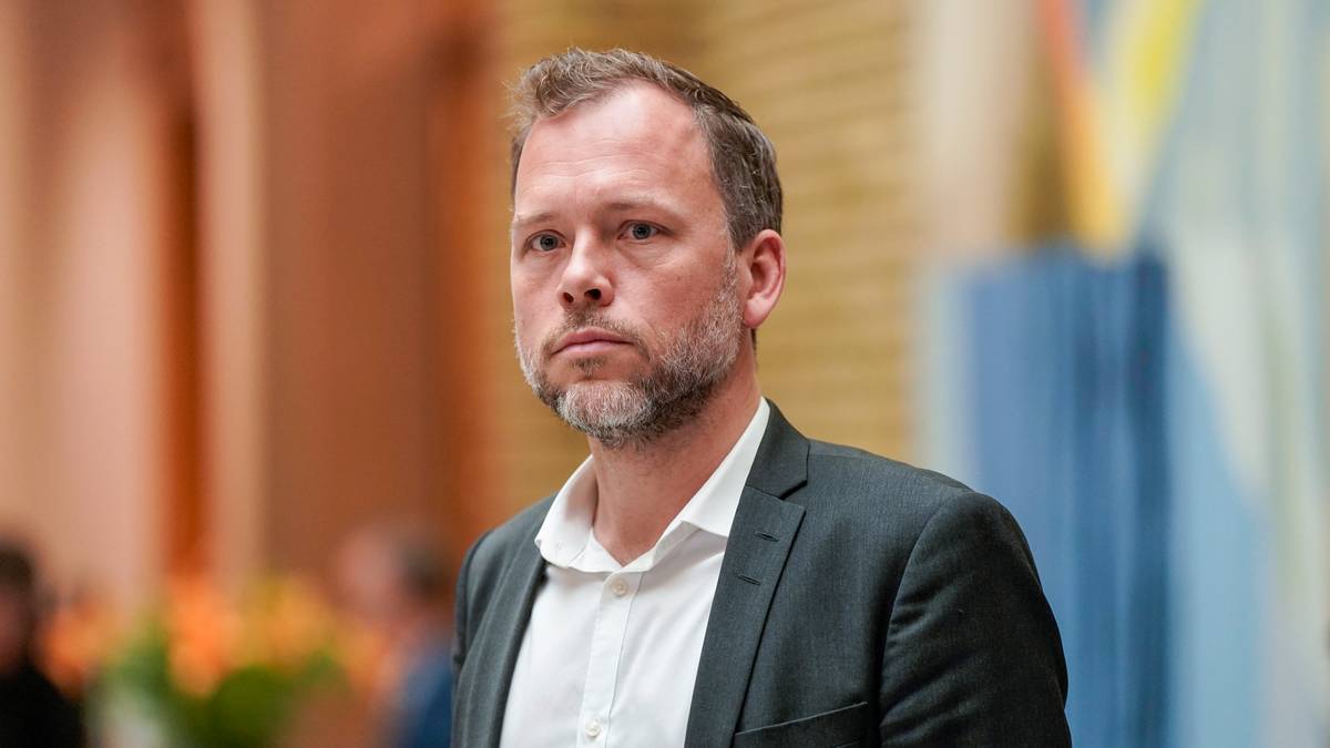 Lysbakken gir seg som politikar – Siste nytt – NRK