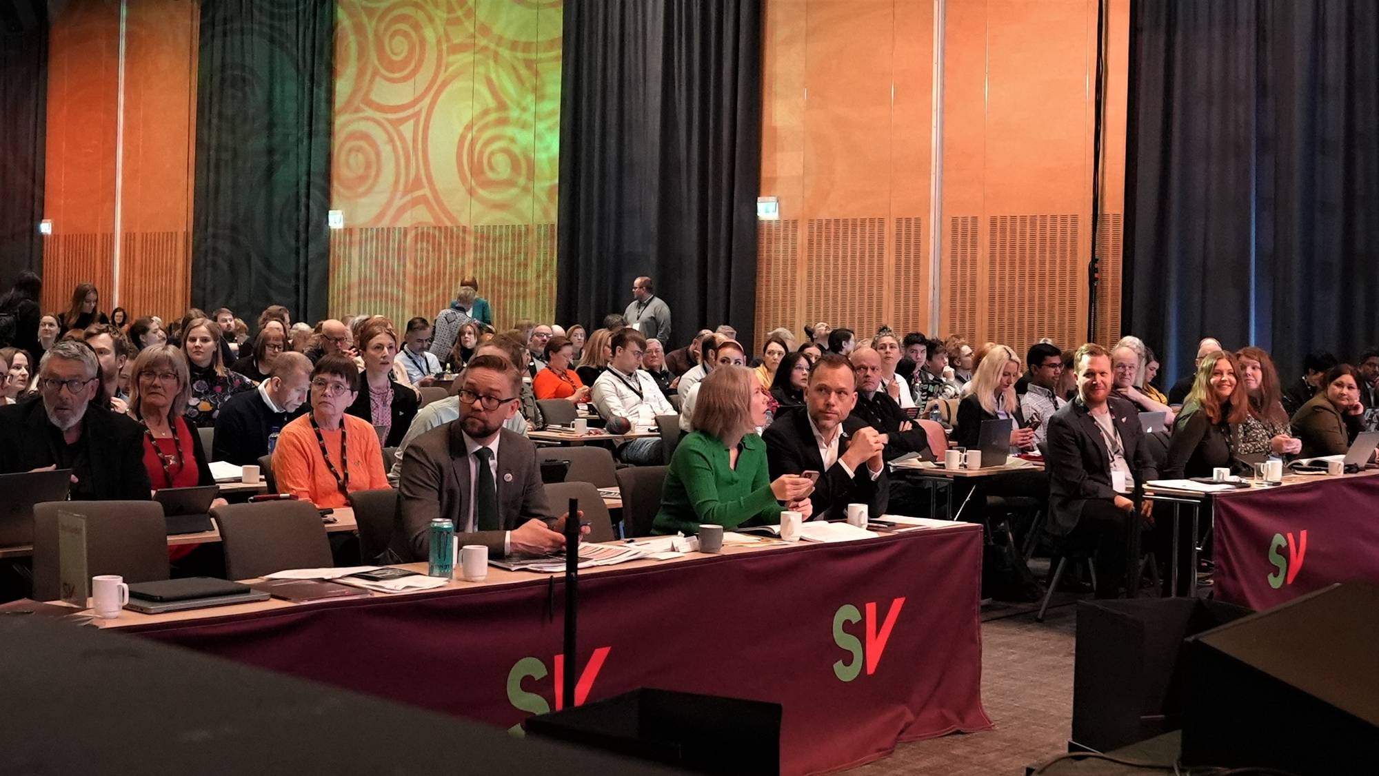 SV har vedtatt nytt Nato-standpunkt – NRK Norge – Oversikt over nyheter ...