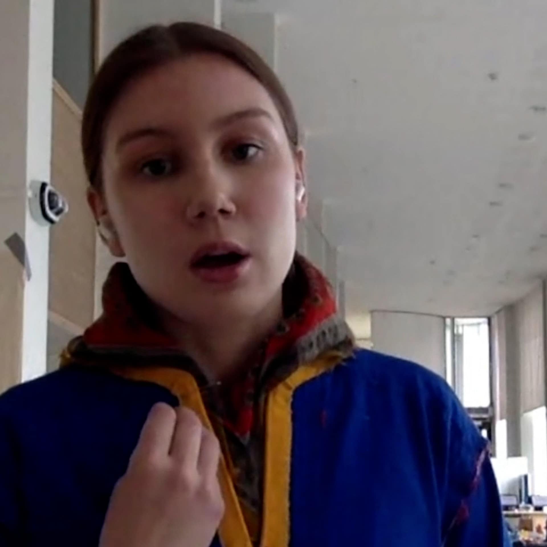 Ella Marie slo i bordet under debatt i Helgemorgen – NRK Troms og Finnmark