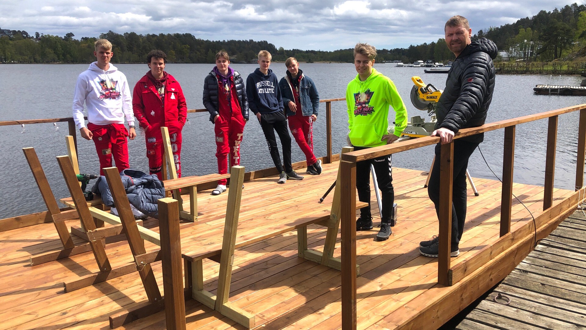 Russeflåte fremfor russevan – NRK Sørlandet – Lokale nyheter, TV og radio