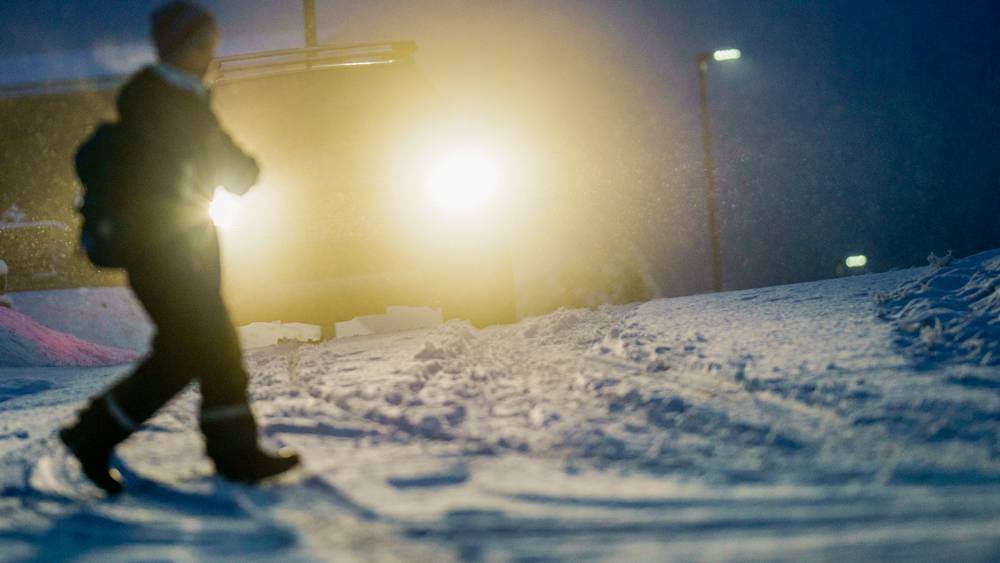 Hattifnatter samlet på høstfjellet – Yr