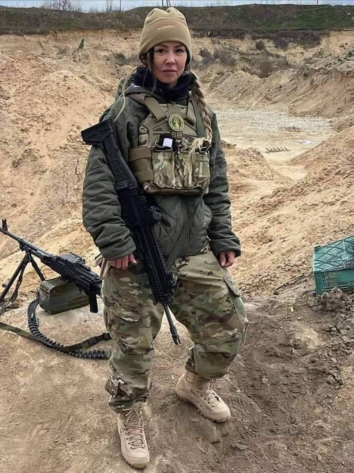 Sandra Andersen Eira (38) er gravid og fremmedkriger i Ukraina – NRK Sápmi