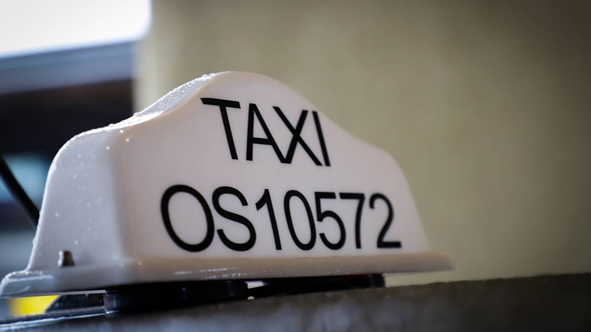 Nkom: Mobilkunder har betalt millioner for mye for å ringe taxi – Siste ...
